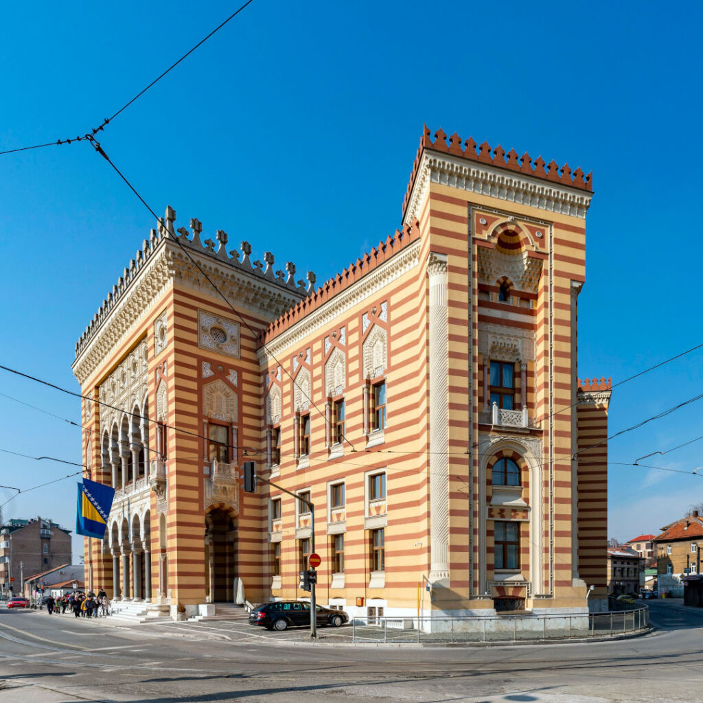 Sarajevska vijećnica – svjedok vremena i simbol dostojanstva – AKOS